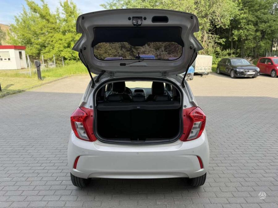 Brūns Chevrolet Spark 2017 Viļņa, ar dzinēja tilpumu 1.00 L un nobraukumu 89 tūkst. km par 6666 €, foto 21 vietnē AUTOMOTO.COM.LV