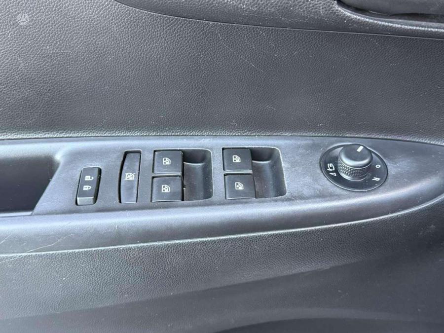Brūns Chevrolet Spark 2017 Viļņa, ar dzinēja tilpumu 1.00 L un nobraukumu 89 tūkst. km par 6666 €, foto 30 vietnē AUTOMOTO.COM.LV