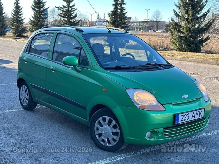 Green Chevrolet Spark 2007 in Tallinn, with an engine capacity of 1.00 L and mileage of 220 thousand km for 899 €, photo 3 on AUTOMOTO.COM.LV