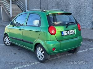 Green Chevrolet Spark 2007 in Tallinn, with an engine capacity of 1.00 L and mileage of 220 thousand km for 899 €, photo 5 on AUTOMOTO.COM.LV