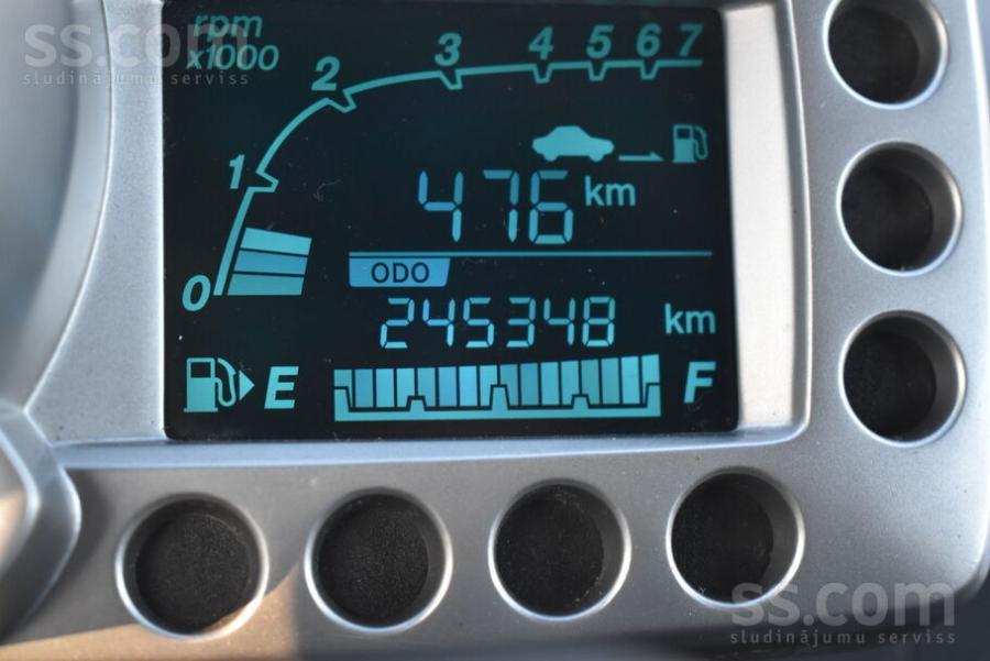Zaļš Chevrolet Spark 2011 Kuldīga, ar dzinēja tilpumu 1.20 L un nobraukumu 0 tūkst. km par 4350 €, foto 14 vietnē AUTOMOTO.COM.LV