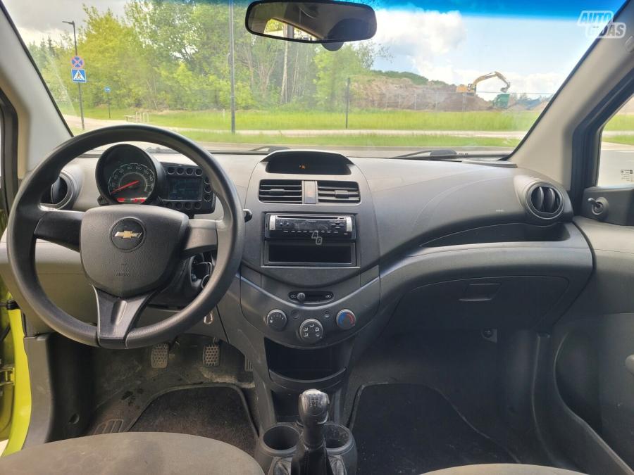 Zaļš Chevrolet Spark 2012 Viļņa, ar dzinēja tilpumu 1.00 L un nobraukumu 121 tūkst. km par 950 €, foto 10 vietnē AUTOMOTO.COM.LV