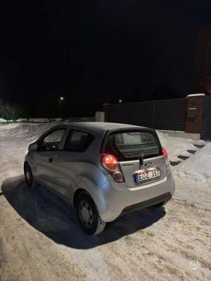Grey Chevrolet Spark 2011 in Vilnius, with an engine capacity of 1.00 L and mileage of 197 thousand km for 1050 €, photo 3 on AUTOMOTO.COM.LV