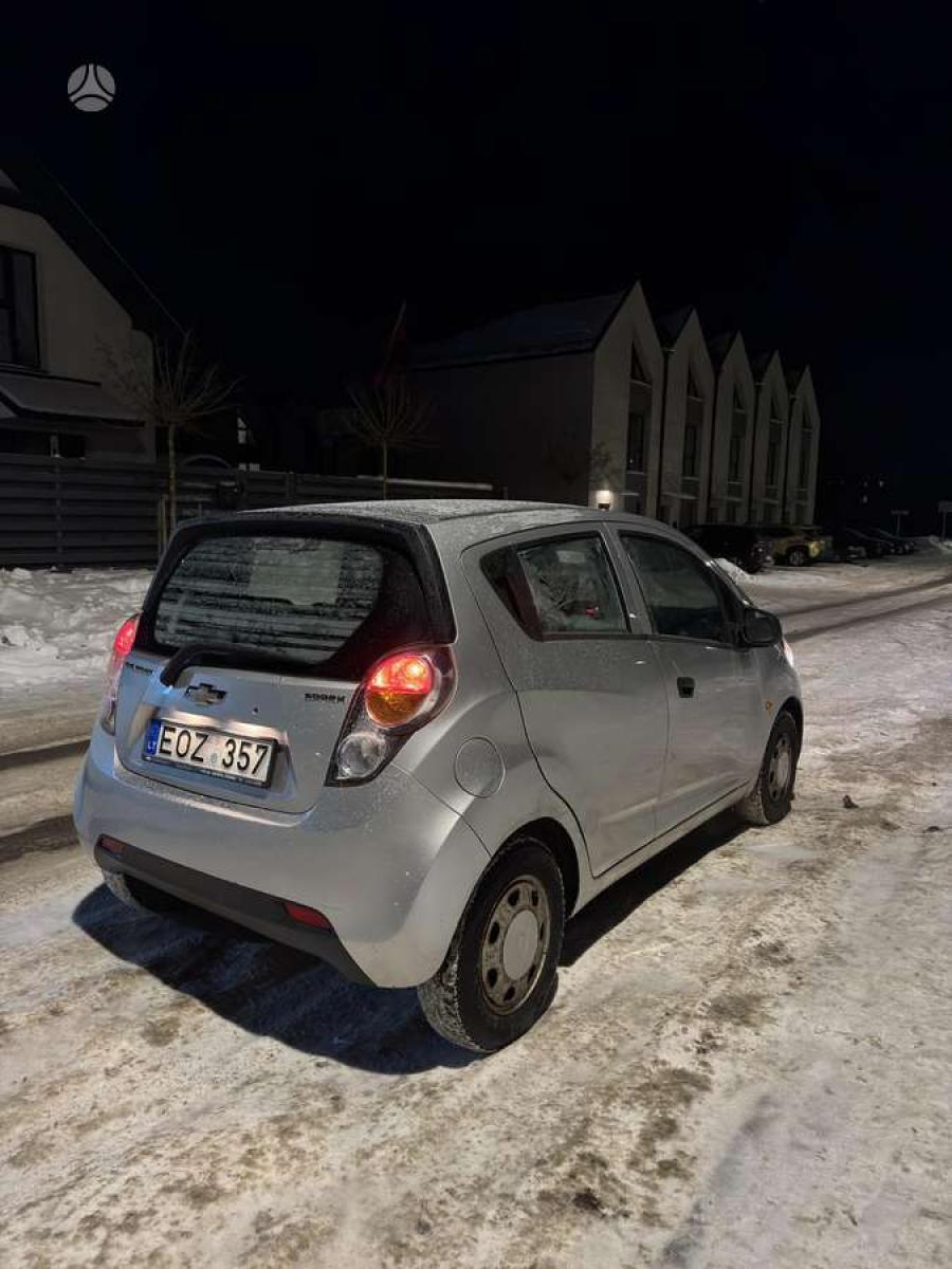 Grey Chevrolet Spark 2011 in Vilnius, with an engine capacity of 1.00 L and mileage of 197 thousand km for 1050 €, photo 5 on AUTOMOTO.COM.LV