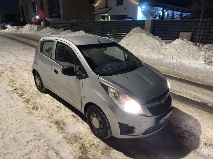 Grey Chevrolet Spark 2011 in Vilnius, with an engine capacity of 1.00 L and mileage of 197 thousand km for 1050 €, photo 7 on AUTOMOTO.COM.LV