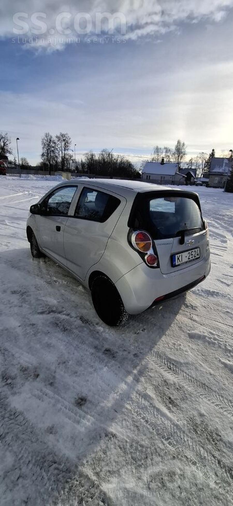 Pelēks Chevrolet Spark 2012 Dobele, ar dzinēja tilpumu 1.00 L un nobraukumu 154 tūkst. km par 2400 €, foto 3 vietnē AUTOMOTO.COM.LV