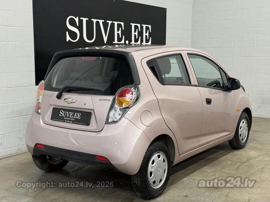 Chevrolet Spark 2011 in Tallinn, with an engine capacity of 1.00 L and mileage of 30 thousand km for 3495 €, photo 8 on AUTOMOTO.COM.LV