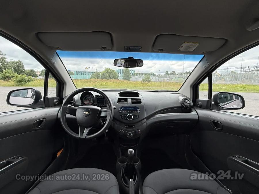 Chevrolet Spark 2011 in Tallinn, with an engine capacity of 1.00 L and mileage of 30 thousand km for 3495 €, photo 19 on AUTOMOTO.COM.LV