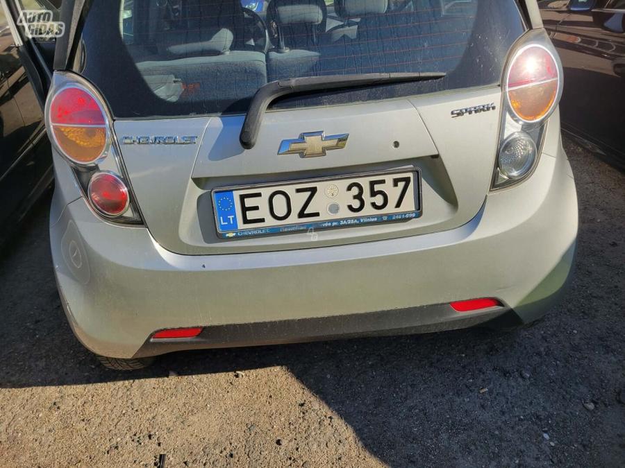 Chevrolet Spark 2011 in Birzai, with an engine capacity of 0.90 L and mileage of 200 thousand km for 800 €, photo 3 on AUTOMOTO.COM.LV