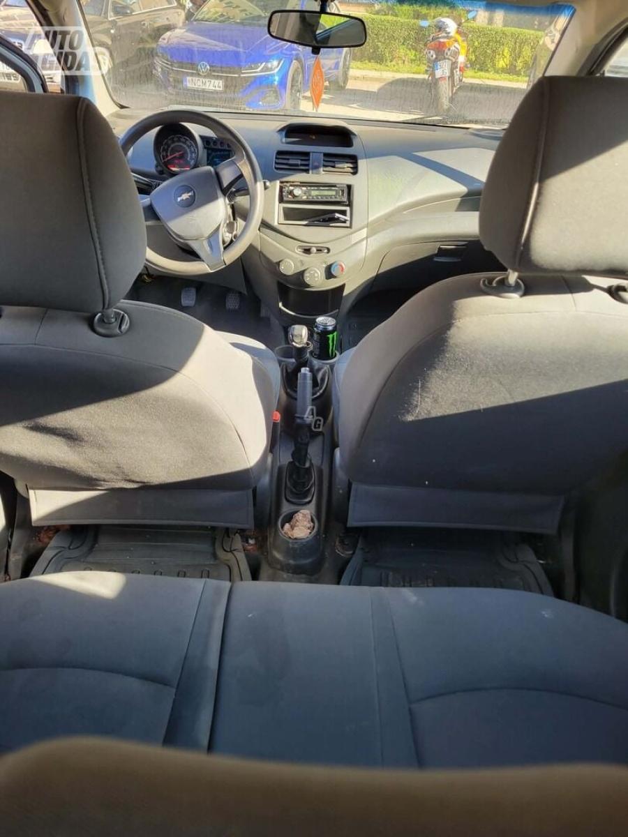 Chevrolet Spark 2011 in Birzai, with an engine capacity of 0.90 L and mileage of 200 thousand km for 800 €, photo 5 on AUTOMOTO.COM.LV