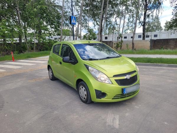 Chevrolet Spark 2012 in Vilnius, with an engine capacity of 1.00 L and mileage of 121 thousand km for 1250 €, photo 3 on AUTOMOTO.COM.LV