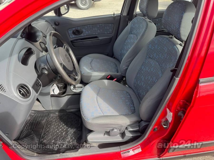 Red Chevrolet Spark 2007 in Narva, with an engine capacity of 0.80 L and mileage of 97 thousand km for 1590 €, photo 6 on AUTOMOTO.COM.LV