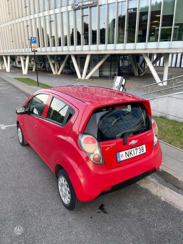 Sarkans Chevrolet Spark 2010 Viļņa, ar dzinēja tilpumu 1.00 L un nobraukumu 149 tūkst. km par 1050 €, foto 7 vietnē AUTOMOTO.COM.LV