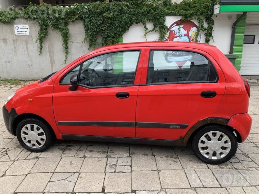 Red Chevrolet Spark 2006 in Riga, with an engine capacity of 0.80 L and mileage of 94 thousand km for 900 €, photo 1 on AUTOMOTO.COM.LV