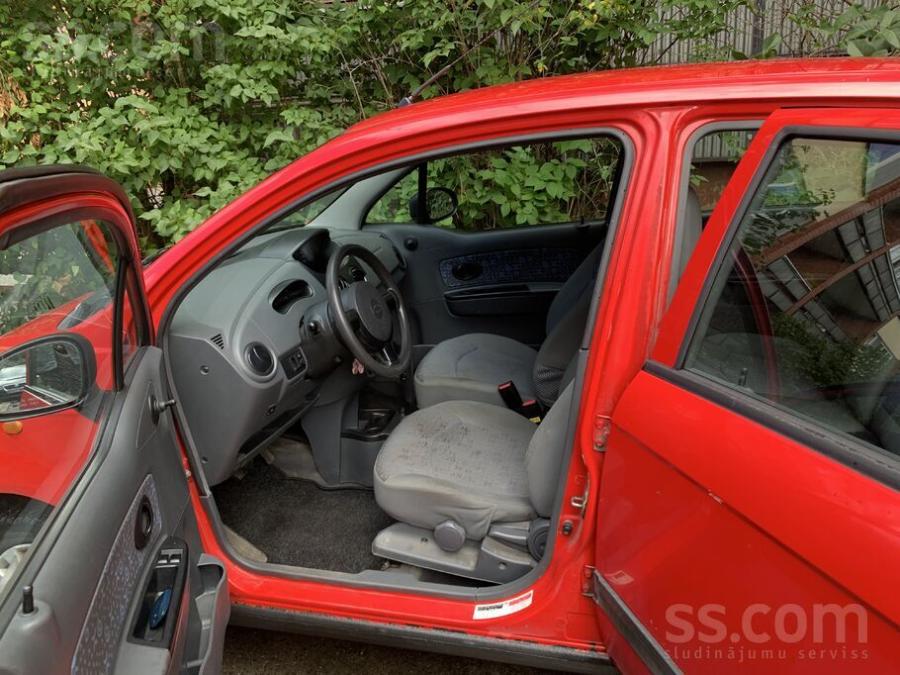 Red Chevrolet Spark 2006 in Riga, with an engine capacity of 0.80 L and mileage of 94 thousand km for 900 €, photo 8 on AUTOMOTO.COM.LV