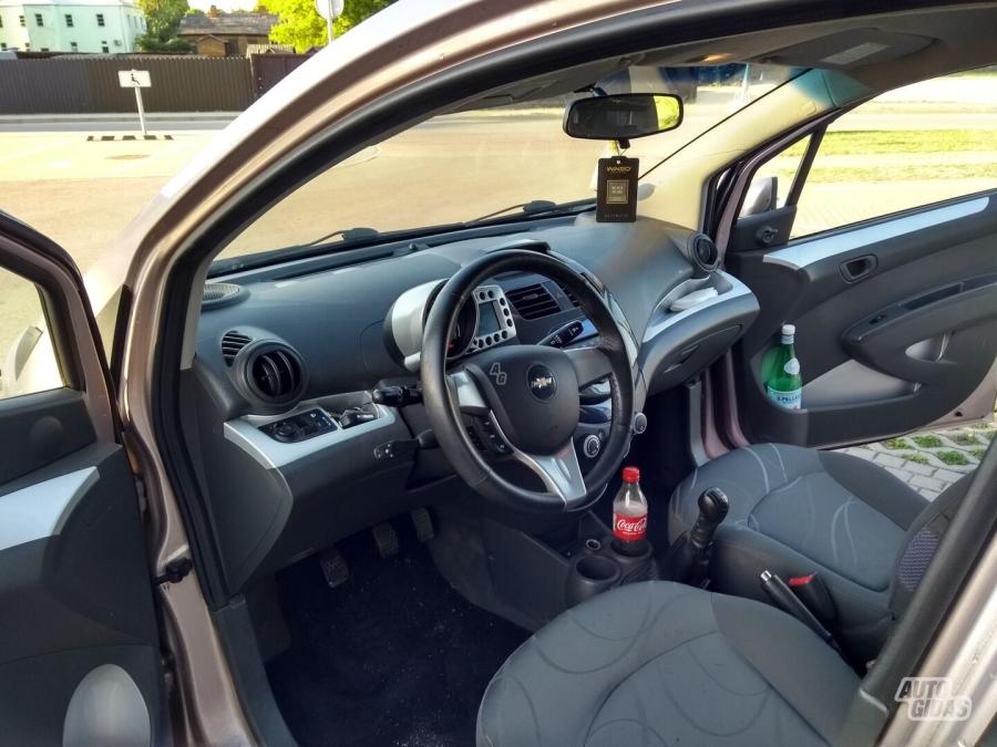 Violet Chevrolet Spark 2010 in Vilkaviskis, with an engine capacity of 1.20 L and mileage of 170 thousand km for 1750 €, photo 15 on AUTOMOTO.COM.LV