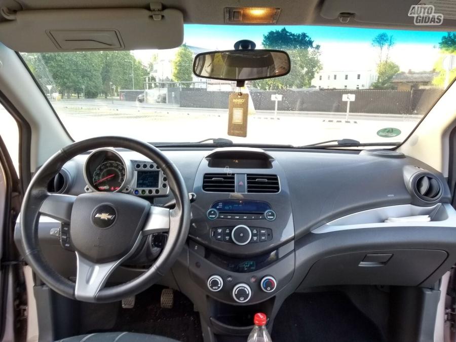 Violet Chevrolet Spark 2010 in Vilkaviskis, with an engine capacity of 1.20 L and mileage of 170 thousand km for 1750 €, photo 16 on AUTOMOTO.COM.LV