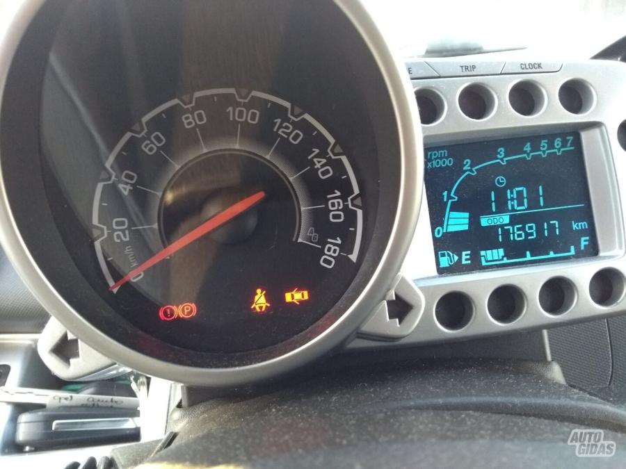Violet Chevrolet Spark 2010 in Vilkaviskis, with an engine capacity of 1.20 L and mileage of 170 thousand km for 1750 €, photo 20 on AUTOMOTO.COM.LV