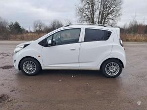 White Chevrolet Spark 2011 in Vilnius, with an engine capacity of 1.20 L and mileage of 99 thousand km for 1700 €, photo 8 on AUTOMOTO.COM.LV