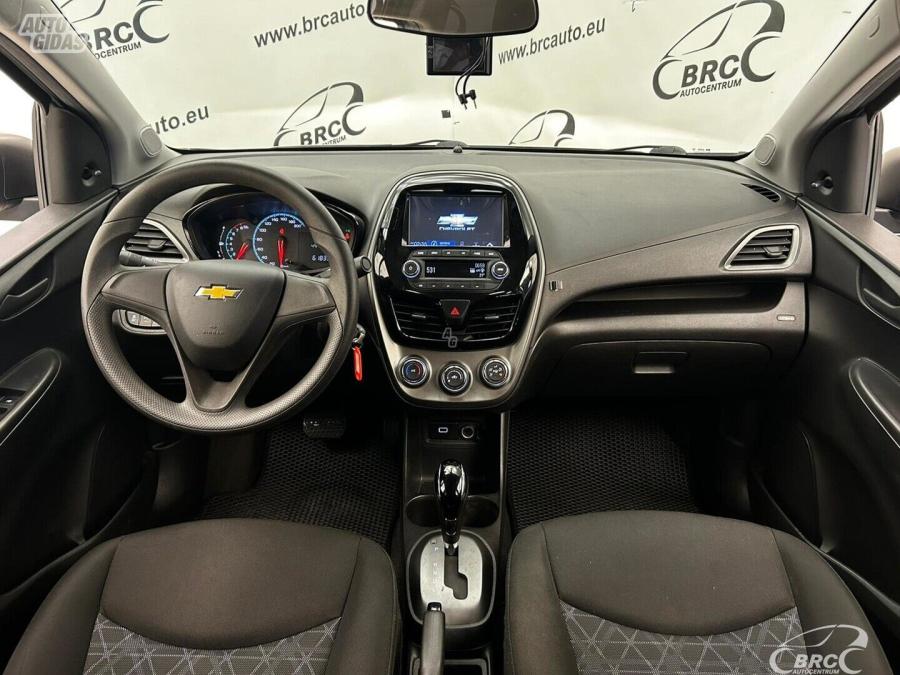 Balts Chevrolet Spark 2019 Avižieniai, ar dzinēja tilpumu 1.00 L un nobraukumu 62 tūkst. km par 9200 €, foto 4 vietnē AUTOMOTO.COM.LV