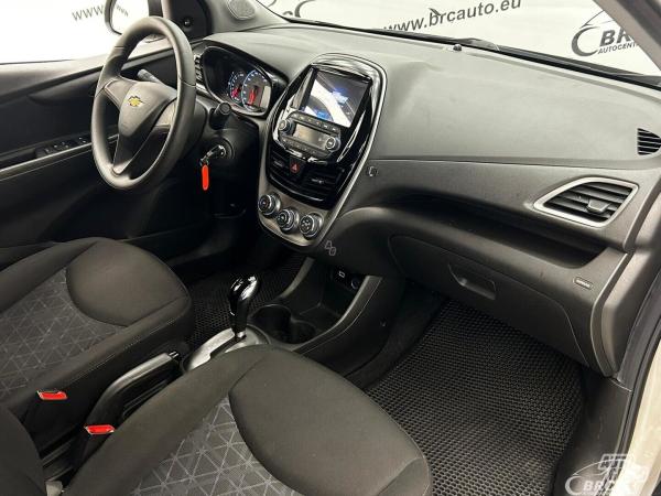 Balts Chevrolet Spark 2019 Avižieniai, ar dzinēja tilpumu 1.00 L un nobraukumu 62 tūkst. km par 9200 €, foto 7 vietnē AUTOMOTO.COM.LV
