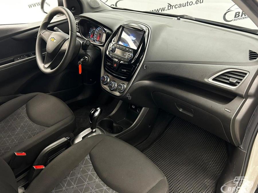 Balts Chevrolet Spark 2019 Avižieniai, ar dzinēja tilpumu 1.00 L un nobraukumu 62 tūkst. km par 9200 €, foto 8 vietnē AUTOMOTO.COM.LV