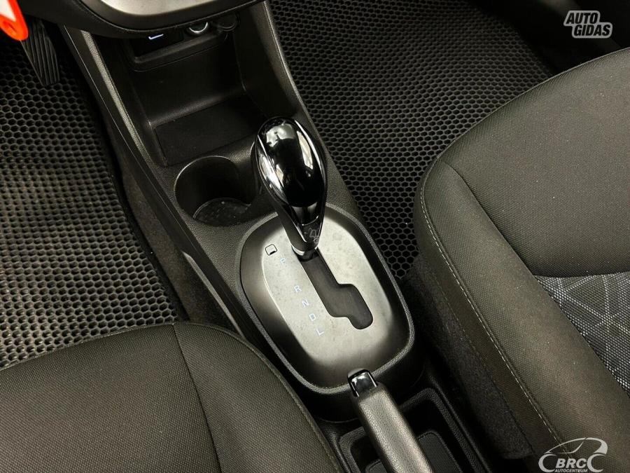 Balts Chevrolet Spark 2019 Avižieniai, ar dzinēja tilpumu 1.00 L un nobraukumu 62 tūkst. km par 9200 €, foto 17 vietnē AUTOMOTO.COM.LV