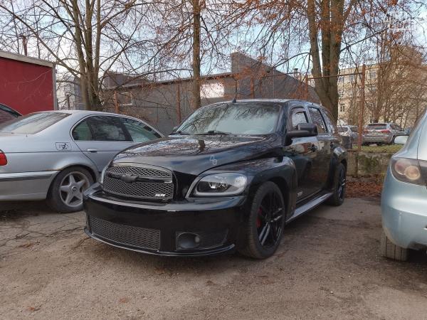 Black Chevrolet SS 2008 in Kaunas, with an engine capacity of 2.00 L and mileage of 119 thousand km for 18500 €, photo 1 on AUTOMOTO.COM.LV