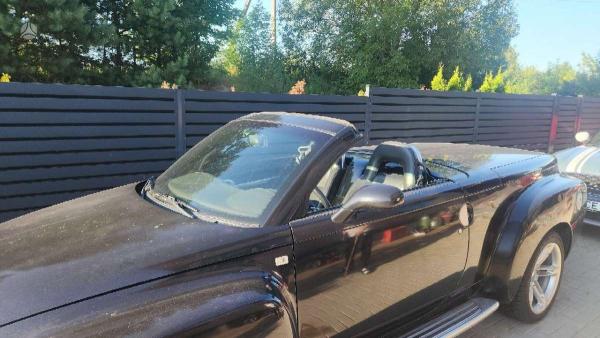 Black Chevrolet SSR 2016 in Vilnius, with an engine capacity of 5.97 L and mileage of 73 thousand km for 35000 €, photo 7 on AUTOMOTO.COM.LV