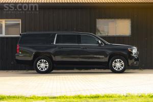 Melns Chevrolet Suburban 2015 Jelgava, ar dzinēja tilpumu 5.30 L un nobraukumu 257 tūkst. km par 21000 €, foto 5 vietnē AUTOMOTO.COM.LV