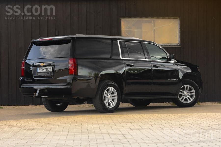 Melns Chevrolet Suburban 2015 Jelgava, ar dzinēja tilpumu 5.30 L un nobraukumu 257 tūkst. km par 21000 €, foto 8 vietnē AUTOMOTO.COM.LV