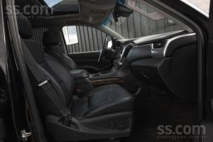 Melns Chevrolet Suburban 2015 Jelgava, ar dzinēja tilpumu 5.30 L un nobraukumu 257 tūkst. km par 21000 €, foto 9 vietnē AUTOMOTO.COM.LV