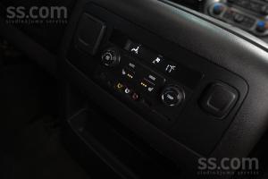 Melns Chevrolet Suburban 2015 Jelgava, ar dzinēja tilpumu 5.30 L un nobraukumu 257 tūkst. km par 21000 €, foto 14 vietnē AUTOMOTO.COM.LV