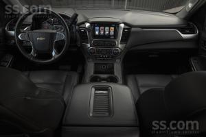 Melns Chevrolet Suburban 2015 Jelgava, ar dzinēja tilpumu 5.30 L un nobraukumu 257 tūkst. km par 21000 €, foto 16 vietnē AUTOMOTO.COM.LV