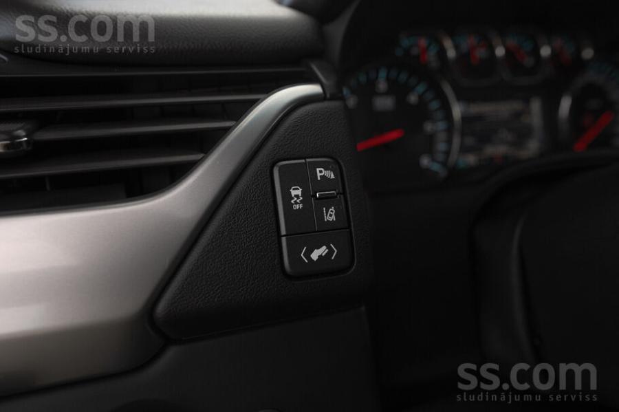 Melns Chevrolet Suburban 2015 Jelgava, ar dzinēja tilpumu 5.30 L un nobraukumu 257 tūkst. km par 21000 €, foto 22 vietnē AUTOMOTO.COM.LV