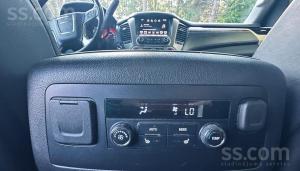 Melns Chevrolet Suburban 2016 Rīga, ar dzinēja tilpumu 6.20 L un nobraukumu 290 tūkst. km par 22500 €, foto 7 vietnē AUTOMOTO.COM.LV