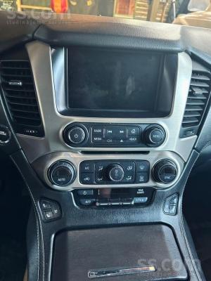 Melns Chevrolet Suburban 2016 Rīga, ar dzinēja tilpumu 6.20 L un nobraukumu 290 tūkst. km par 22500 €, foto 11 vietnē AUTOMOTO.COM.LV