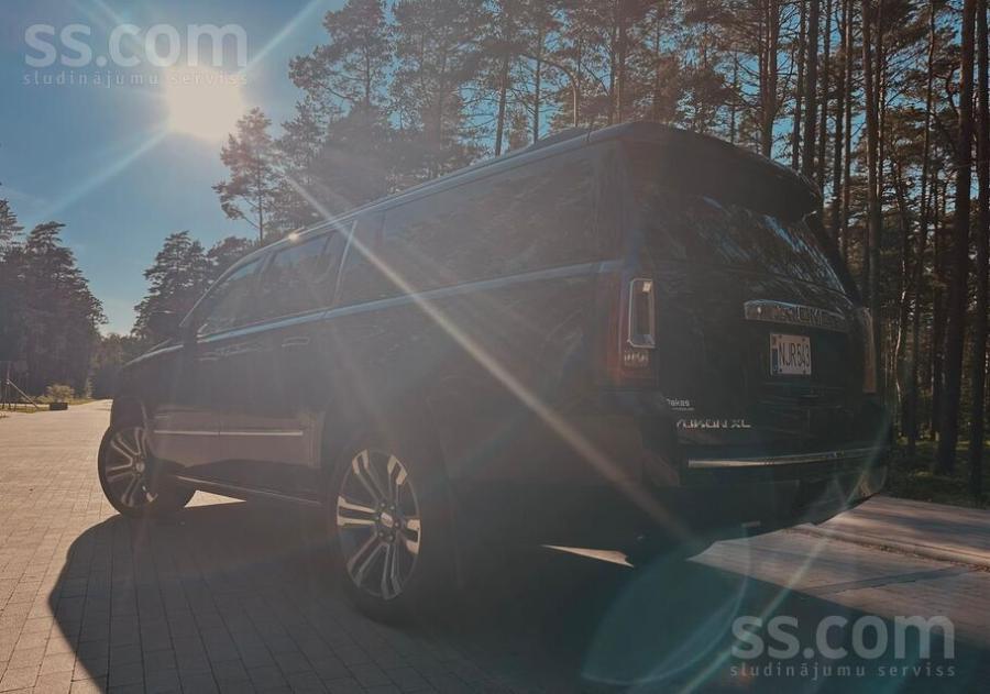 Melns Chevrolet Suburban 2016 Rīga, ar dzinēja tilpumu 6.20 L un nobraukumu 290 tūkst. km par 22500 €, foto 12 vietnē AUTOMOTO.COM.LV