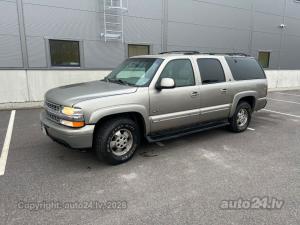 Brown Chevrolet Suburban 2000 in Tallinn, with an engine capacity of 5.30 L and mileage of 200 thousand km for 7000 €, photo 2 on AUTOMOTO.COM.LV