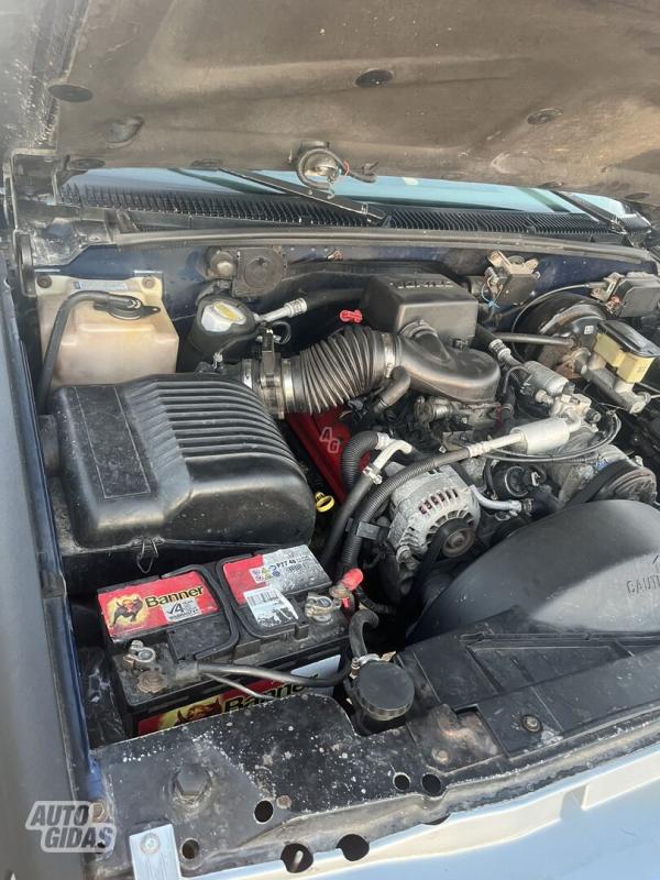 Chevrolet Suburban 1996 Pasvalys, ar dzinēja tilpumu 5.70 L un nobraukumu 350 tūkst. km par 7500 €, foto 11 vietnē AUTOMOTO.COM.LV