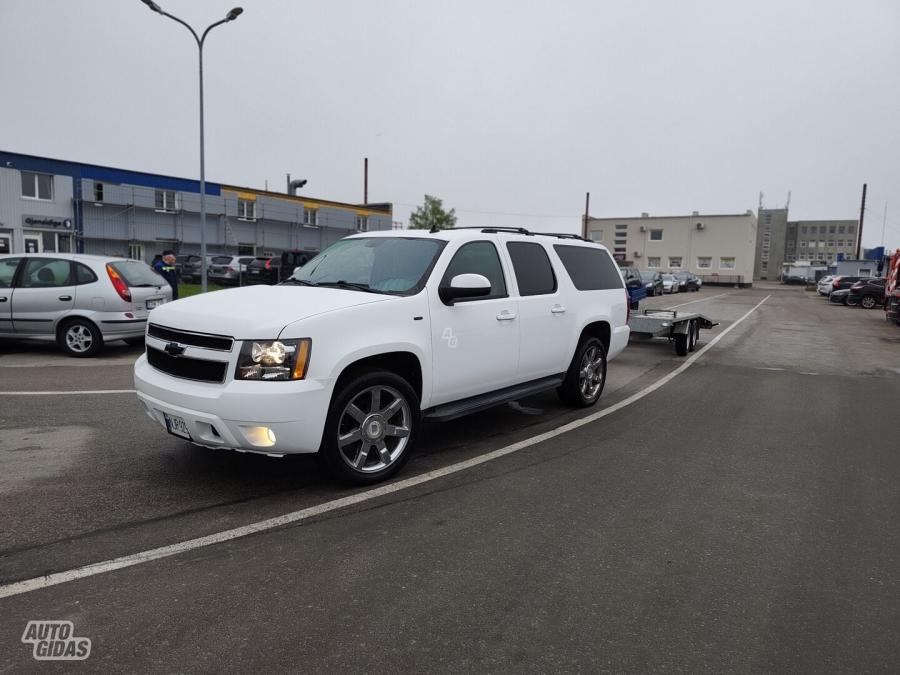 Chevrolet Suburban 2011 in Klaipeda, with an engine capacity of 5.30 L and mileage of 280 thousand km for 10500 €, photo 7 on AUTOMOTO.COM.LV