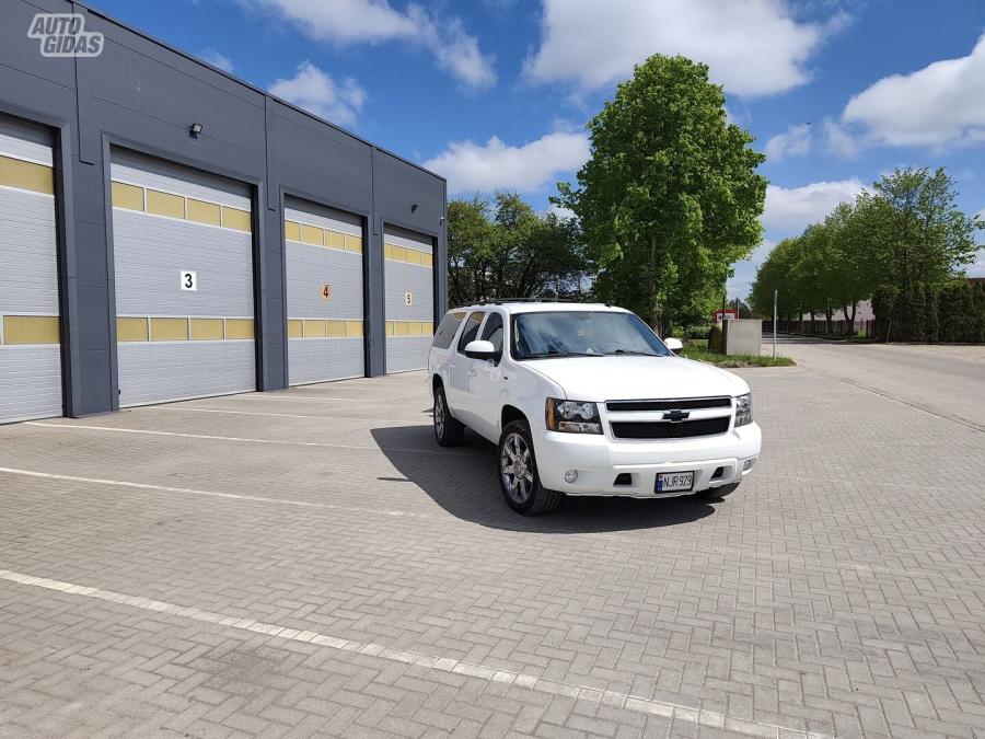 Chevrolet Suburban 2011 in Klaipeda, with an engine capacity of 5.30 L and mileage of 280 thousand km for 10500 €, photo 10 on AUTOMOTO.COM.LV