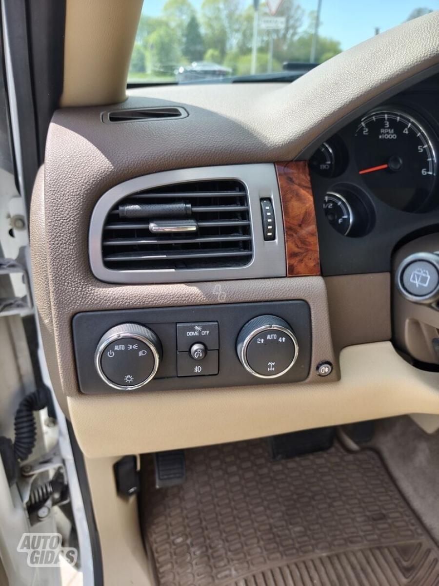 Chevrolet Suburban 2011 in Klaipeda, with an engine capacity of 5.30 L and mileage of 280 thousand km for 10500 €, photo 19 on AUTOMOTO.COM.LV