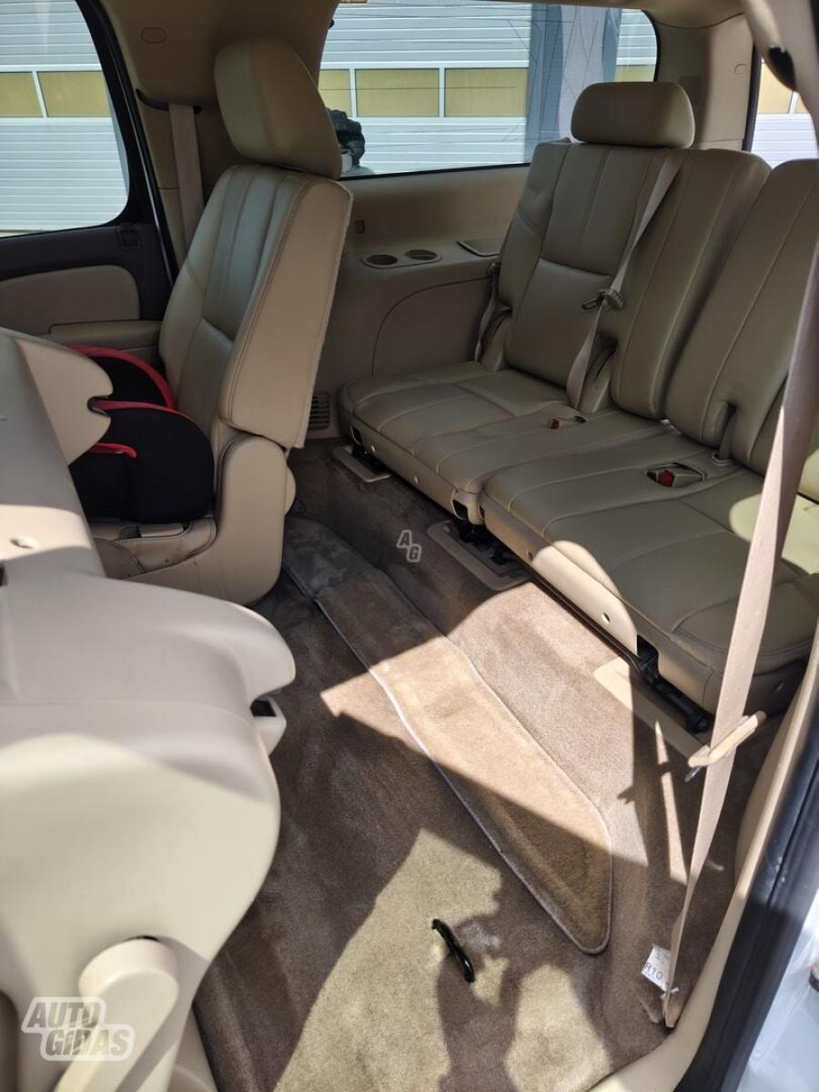 Chevrolet Suburban 2011 in Klaipeda, with an engine capacity of 5.30 L and mileage of 280 thousand km for 10500 €, photo 23 on AUTOMOTO.COM.LV