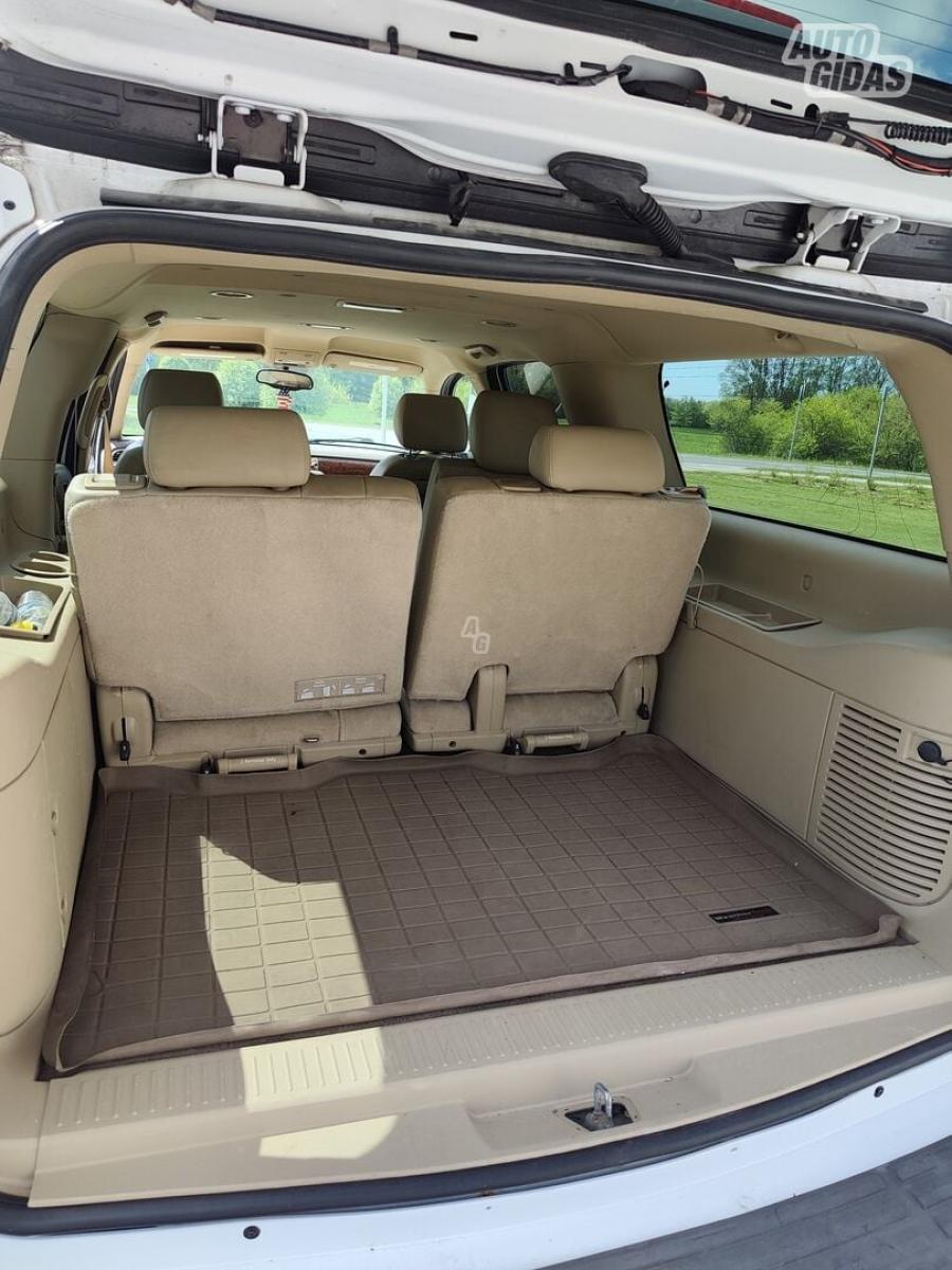Chevrolet Suburban 2011 in Klaipeda, with an engine capacity of 5.30 L and mileage of 280 thousand km for 10500 €, photo 24 on AUTOMOTO.COM.LV