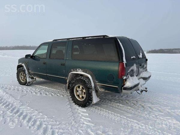 Зеленый Шевроле Субурбан 1997 в Даугавпилс, объемом двигателя 6.44 л и пробегом 353 тыс. км за 6500 €, фото 3 на AUTOMOTO.COM.LV