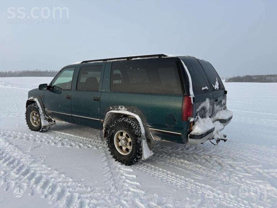 Зеленый Шевроле Субурбан 1997 в Даугавпилс, объемом двигателя 6.44 л и пробегом 353 тыс. км за 6500 €, фото 3 на AUTOMOTO.COM.LV