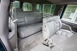 Green Chevrolet Suburban 1997 in Tukums, with an engine capacity of 5.70 L and mileage of 270 thousand km for 10000 €, photo 14 on AUTOMOTO.COM.LV