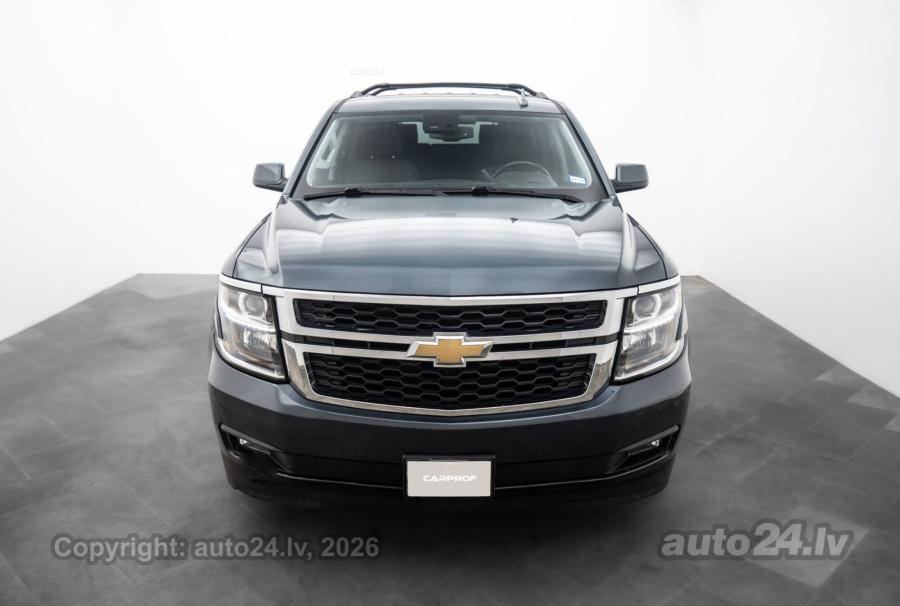 Grey Chevrolet Suburban 2020 in Tallinn, with an engine capacity of 5.30 L and mileage of 105 thousand km for 29999 €, photo 3 on AUTOMOTO.COM.LV
