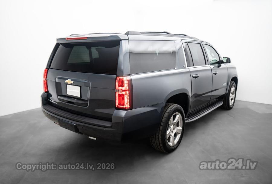 Grey Chevrolet Suburban 2020 in Tallinn, with an engine capacity of 5.30 L and mileage of 105 thousand km for 29999 €, photo 5 on AUTOMOTO.COM.LV
